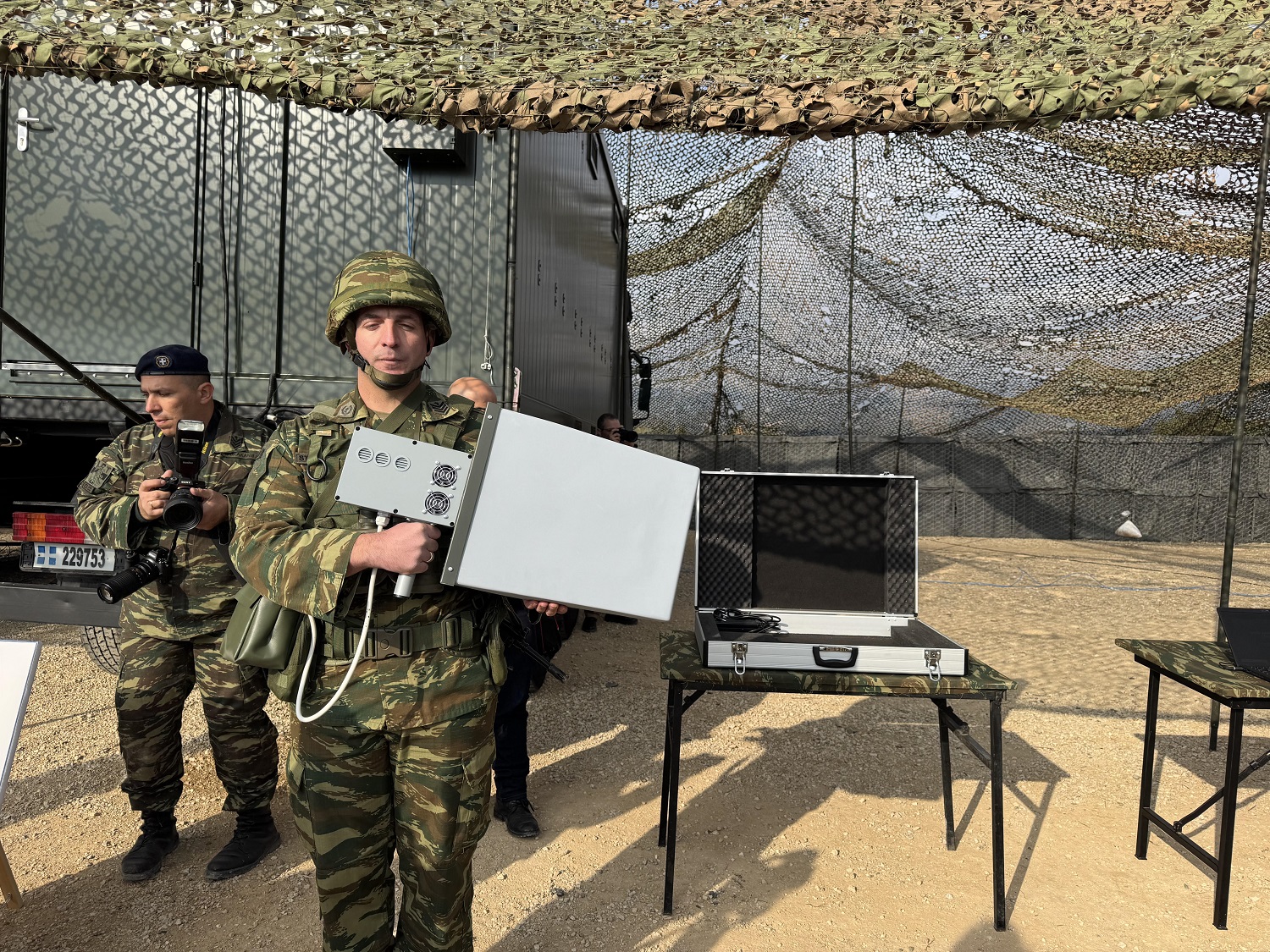 Καινοτόμα Συστήματα Anti-Drone / UAV για τον Ελληνικό Στρατό